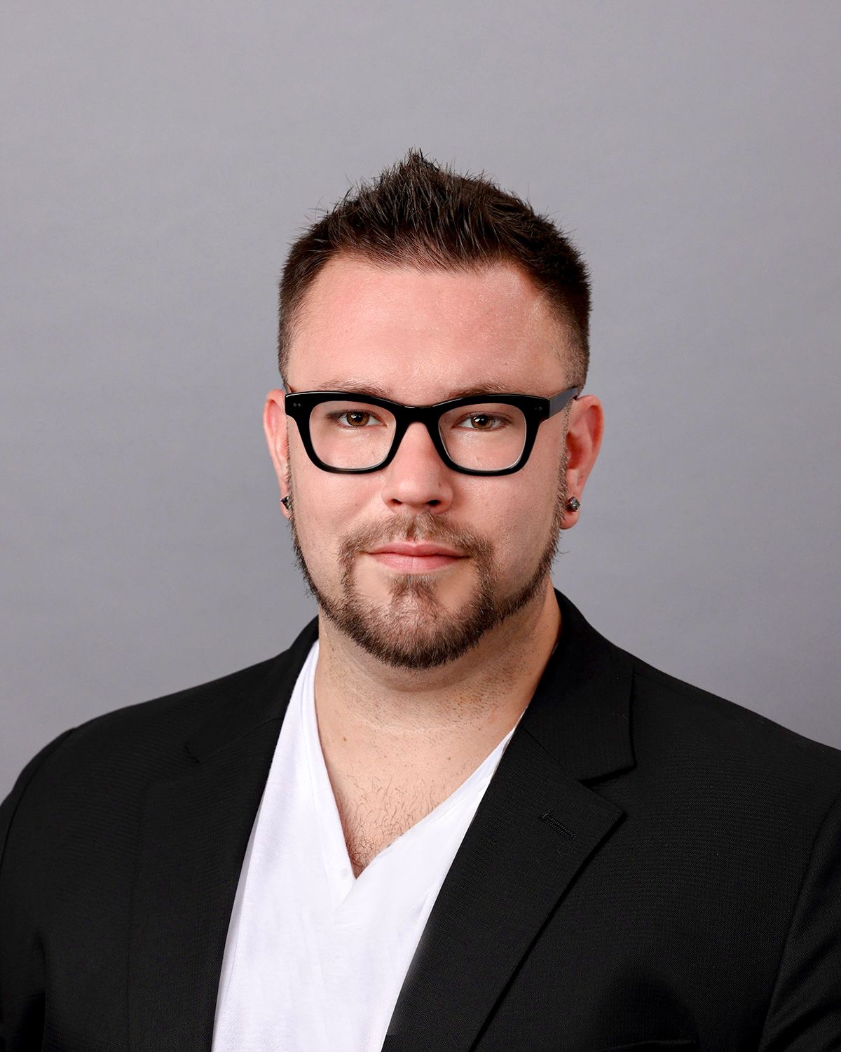 Derek Savoy - REALTOR ® - Regency Real Estate